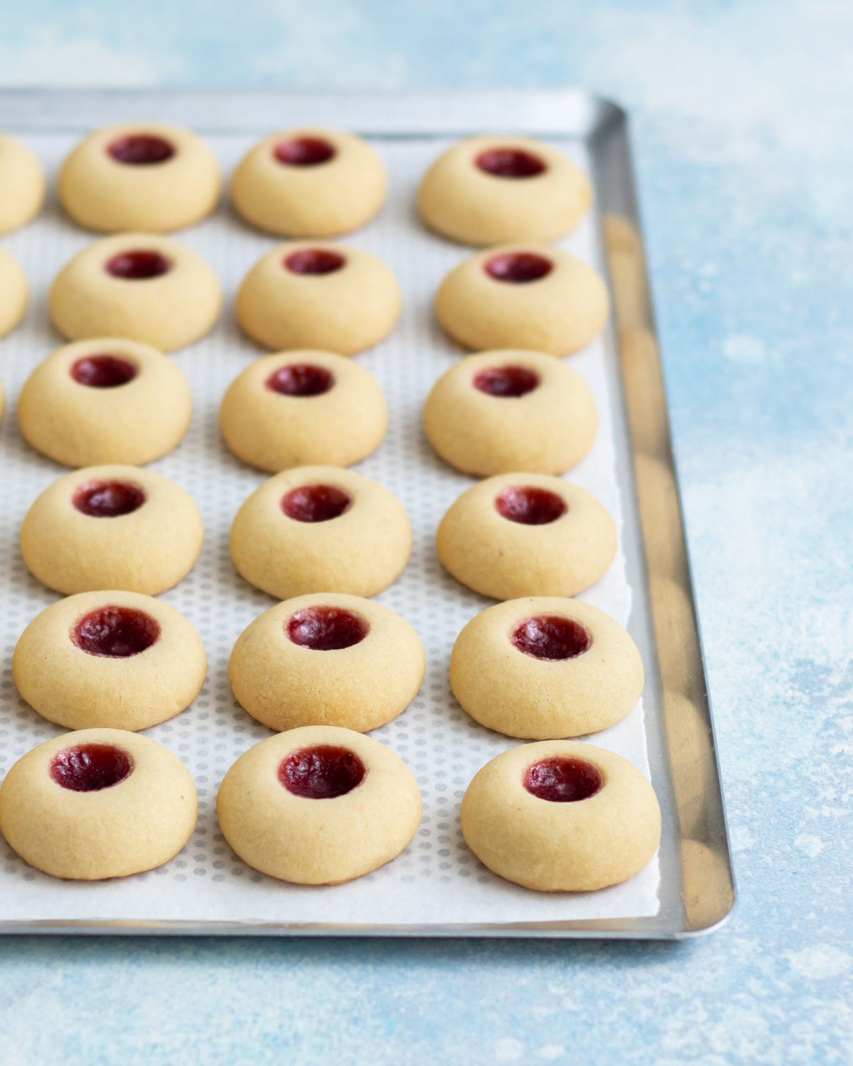 Hallongrottor – Camilla Hamid